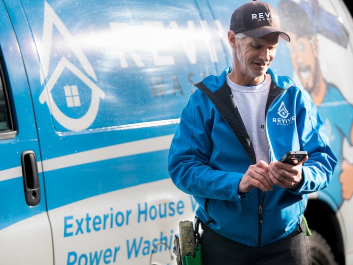 10 Customer Referral Program Ideas for Service Businesses