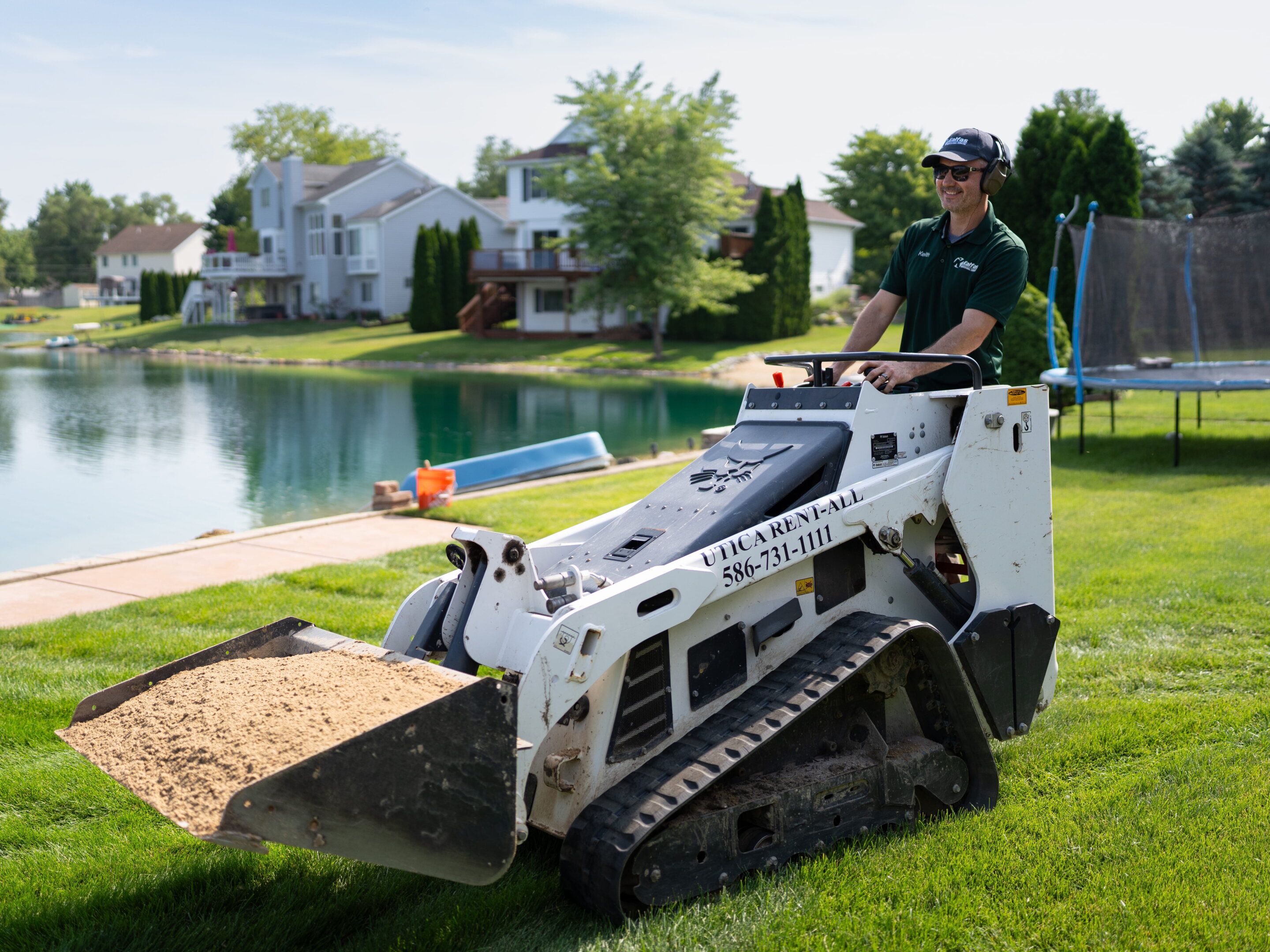 25 Must-Buy Tools for Landscaping (Free Checklist)